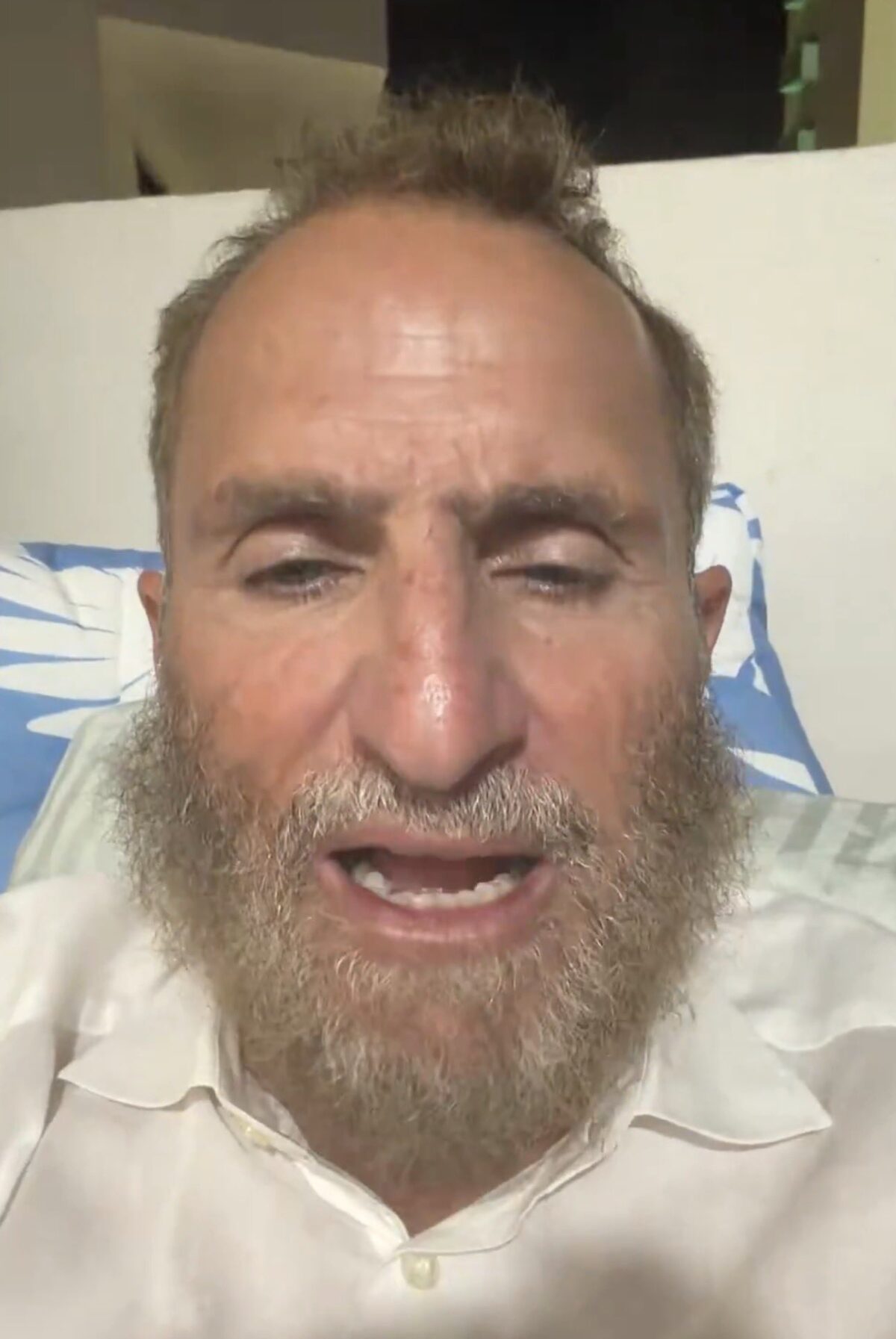Rabbi Shmuley Boteach Confronts Knicks Fans Chanting 'Free Palestine ...